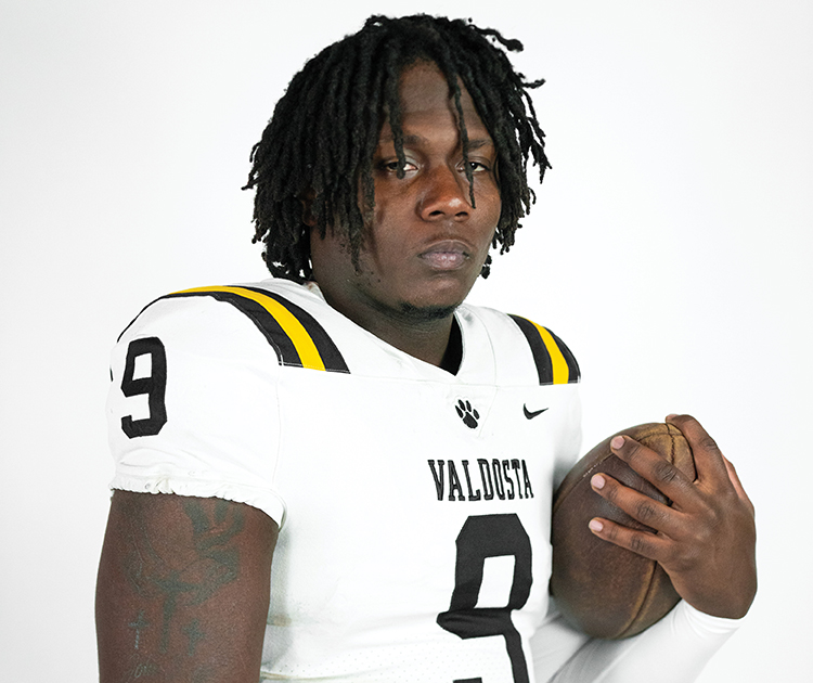 Georgia Male Athlete of the Month: Valdosta Defensive Standout Eric ...